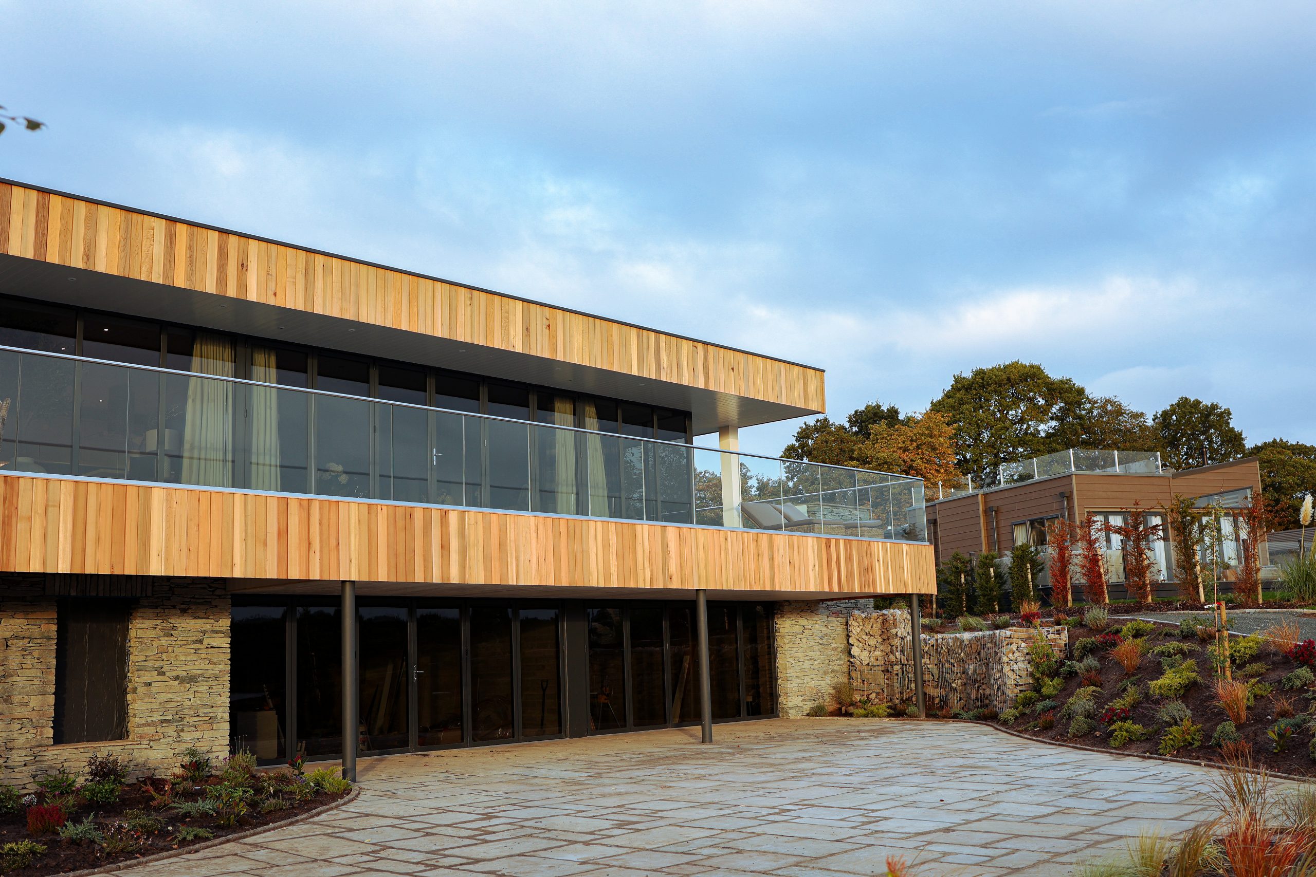 First Look at Lakeside View | NEW Luxury Holiday Accommodation